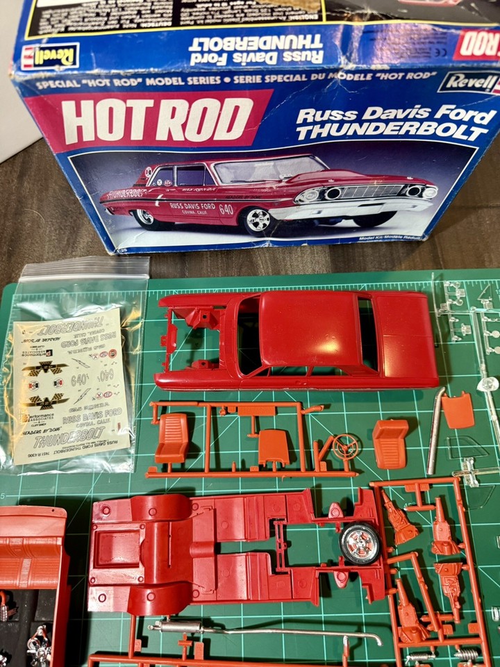 VINTAGE 1990 REVELL HOT ROD 1964 FORD THUNDERBOLT RUSS DAVIS 1/25 CAR ...