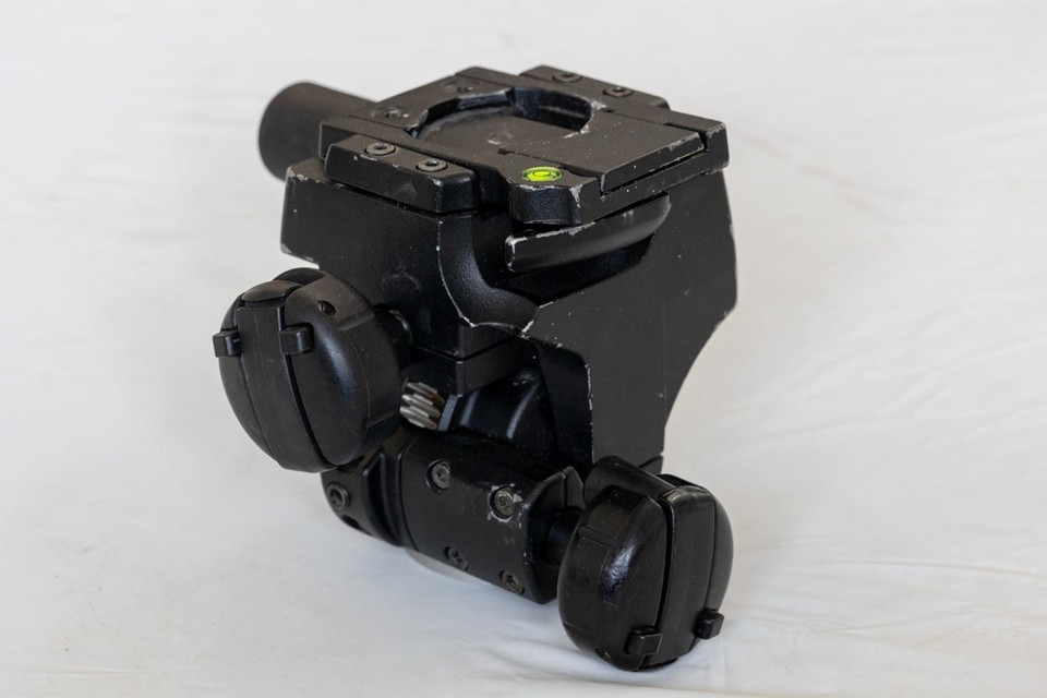 Manfrotto 400 Geared Tripod head | eBay
