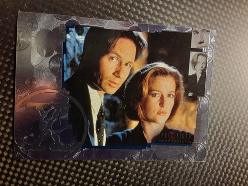 INKWORKS The X-Files CONNECTIONS Trading Card PROMO # P-1 Mulder/Scully ...