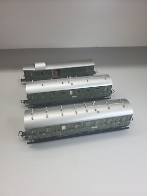 3, HO Trix Passenger Cars (Baggage 3760; 3rd Class 3759; 2nd/3rd Class ...