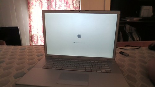 2007 macbook pro 15.4 inch READ DESC. | eBay