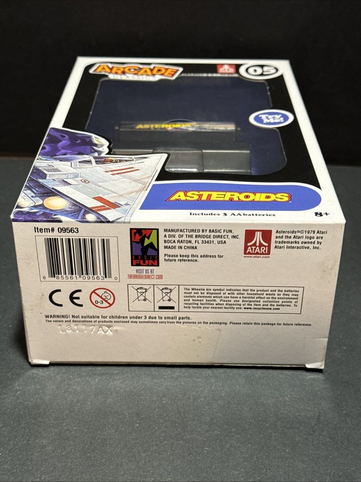 Asteroids Arcade Classics 05 Mini Handheld Atari Arcade Basic Fun 09563 ...