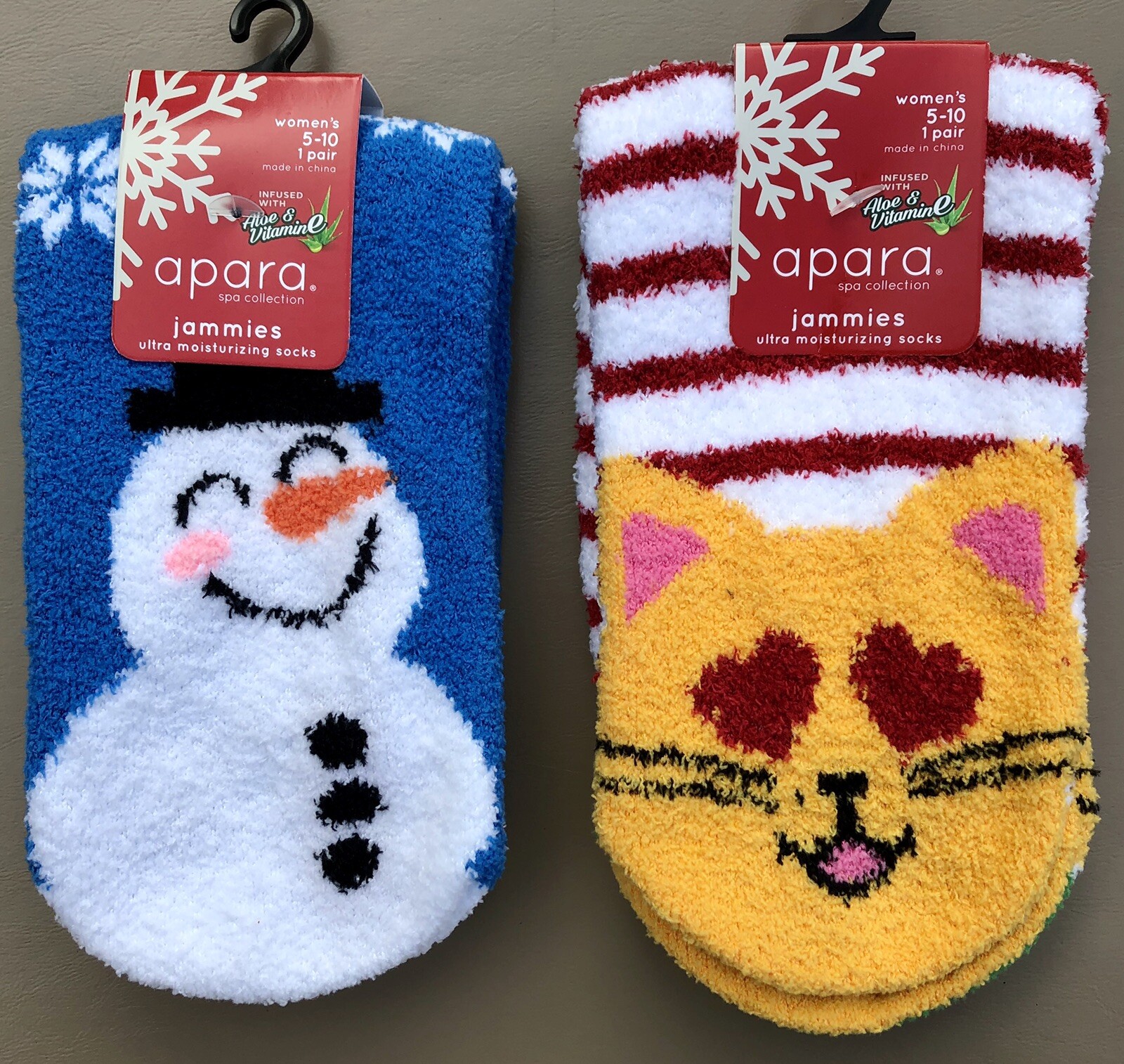 Lot of 2 Pair APARA Moisturizing Spa Collection Jammies Christmas Socks ...