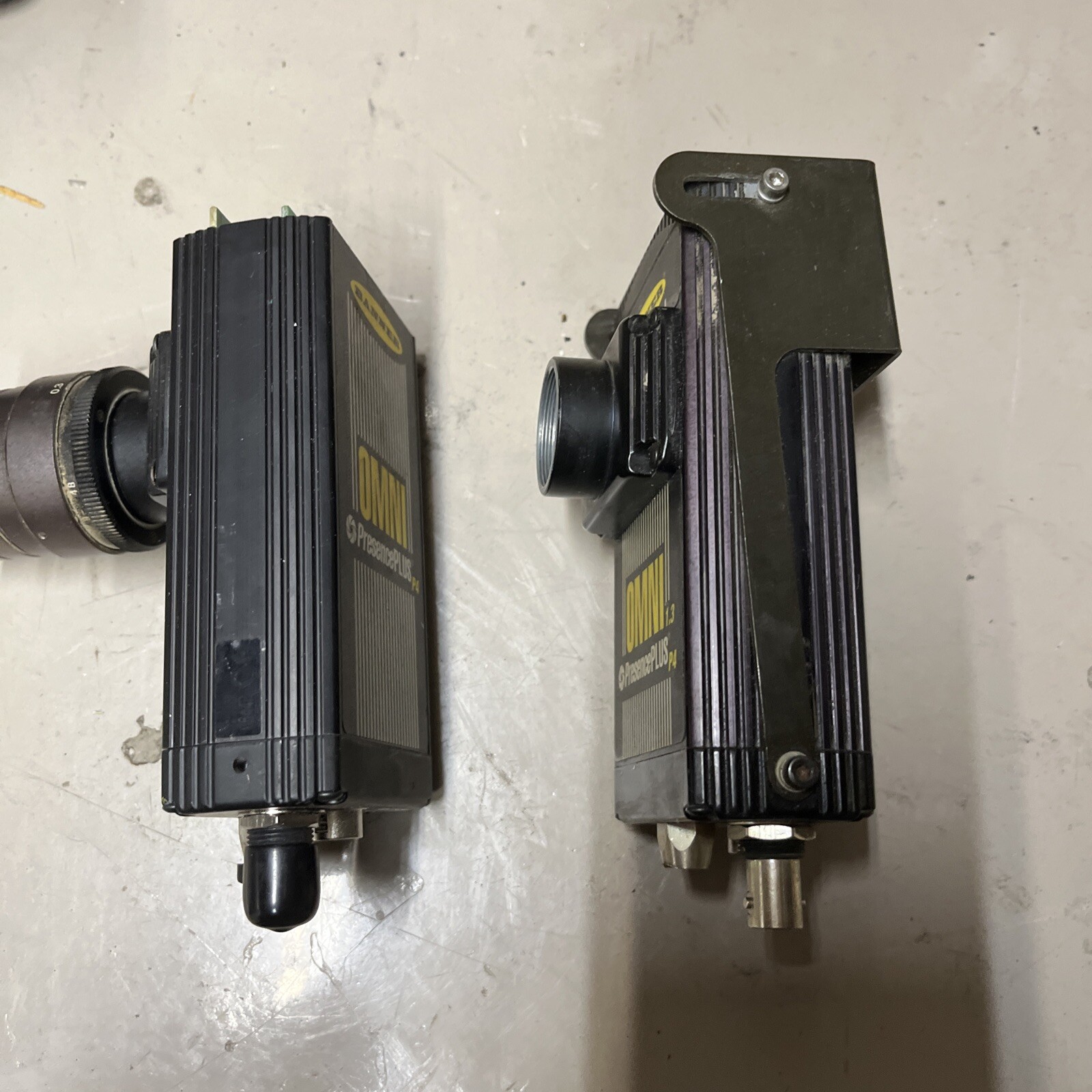 Banner Omni Presence Plus P4 1.3 vision sensor camera Lot of 2 | eBay