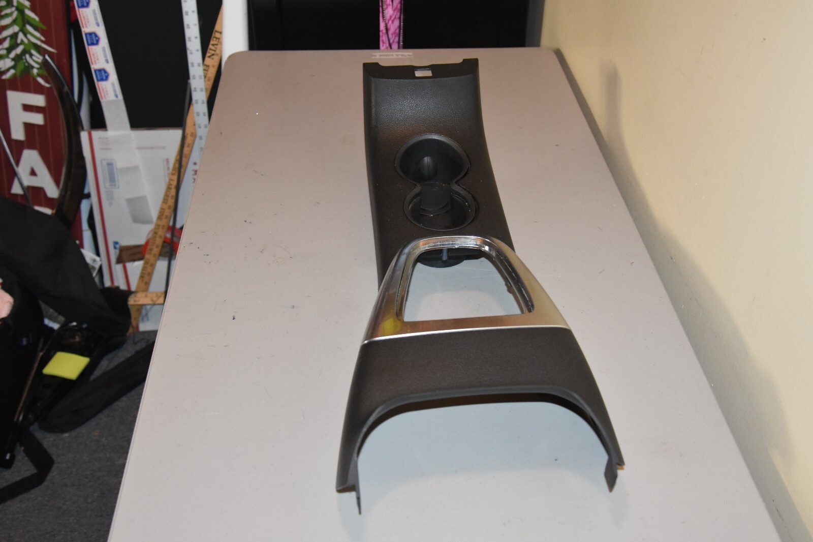 2006-2010 Hummer H3 Center Console Cup Holder Floor Shifter Bezel OEM ...