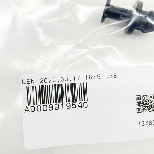 MERCEDES-BENZ C-CLASS W205 Air Inlet Duct Rivet A0009919540 NEW GENUINE ...