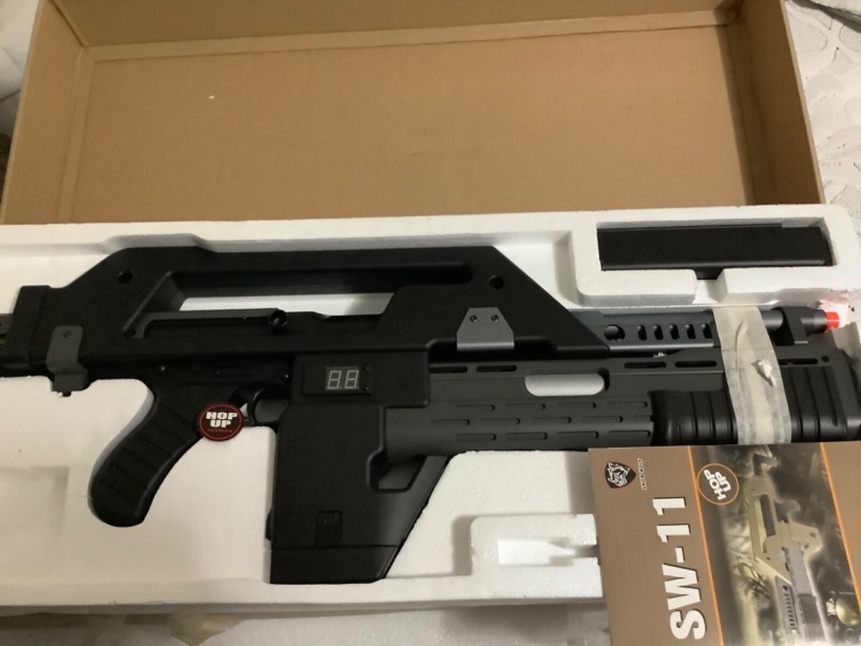 Snow Wolf Aliens M41a Black color Airsoft AEG Pulse Rifle NIB | eBay