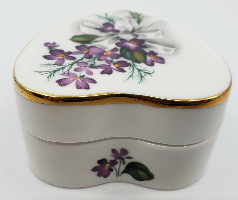 BRAND NEW Heart Shaped Trinket/Pill Box *by Countess *Fine Bone China ...