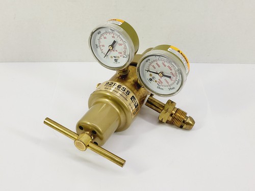 Harris 9296SS-125-510 General-Purpose SS Diaphragm Two-Stage Pressure ...