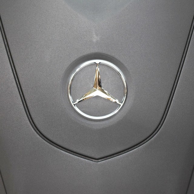 Mercedes-Benz C-class W205 Engine Top Cover A2760107506 OEM for sale ...