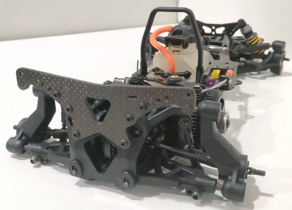 Serpent 710 - 1/10 Nitro Competition Roller - Needs New Shock Mount | eBay