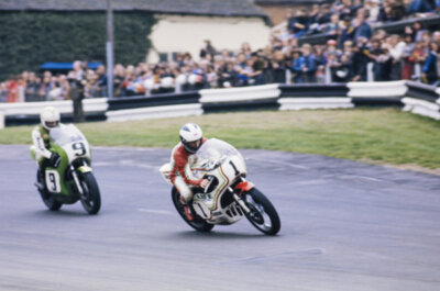 Phil Read Yamaha leads Gary Nixon Kawasaki 1976 Motorcycle Racing Old ...