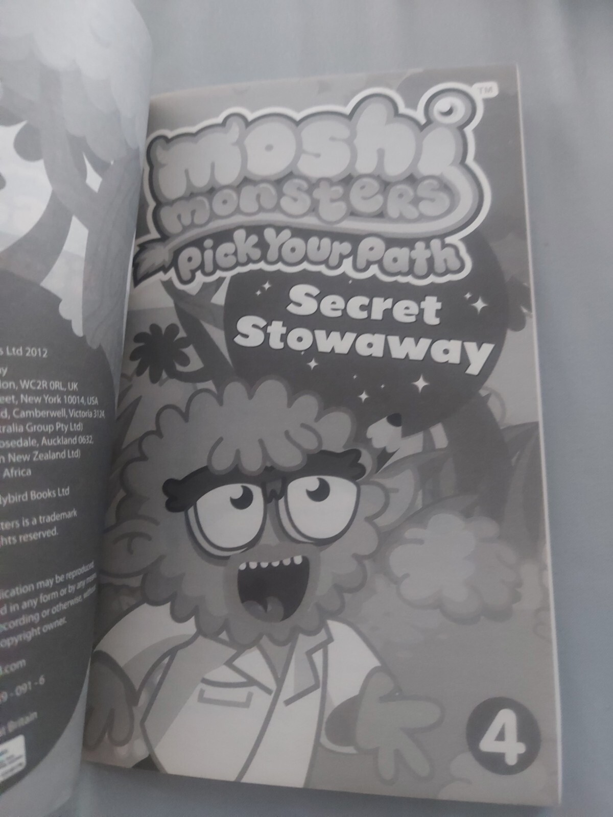 MOSHI MONSTERS Pick Your Path 4 Secret Stowaway Paperback Choose Own ...