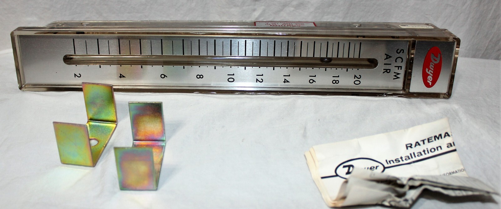 DWYER RMC-123 RATE-MASTER FLOWMETER 10" SCALE 3 - 30 SCFM AIR FLOW ...