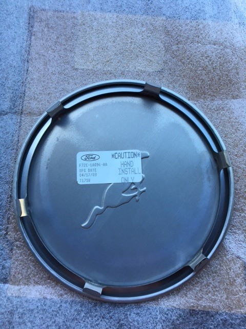OEM NEW 1997-1998 FORD MUSTANG WHEEL CENTER CAP F7ZZ 1130 AA | eBay