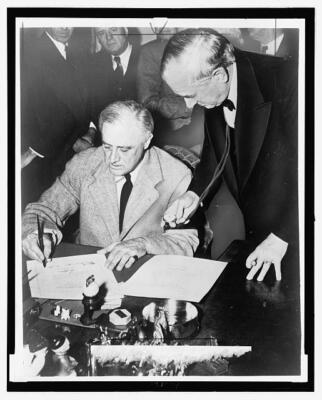 Photo:FDR signing the Declaration of war against Germany,1941 | eBay