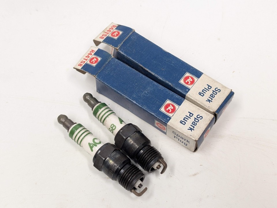 AC Delco R44 R45 R46 Spark Plug Assorted Lot - Vintage Old Stock USA | eBay
