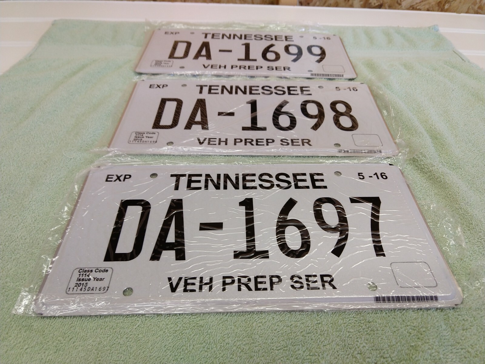 2016 Tennessee Veh Prep Ser License Plate Lot (DA-1697,DA-1598,DA-1699 ...