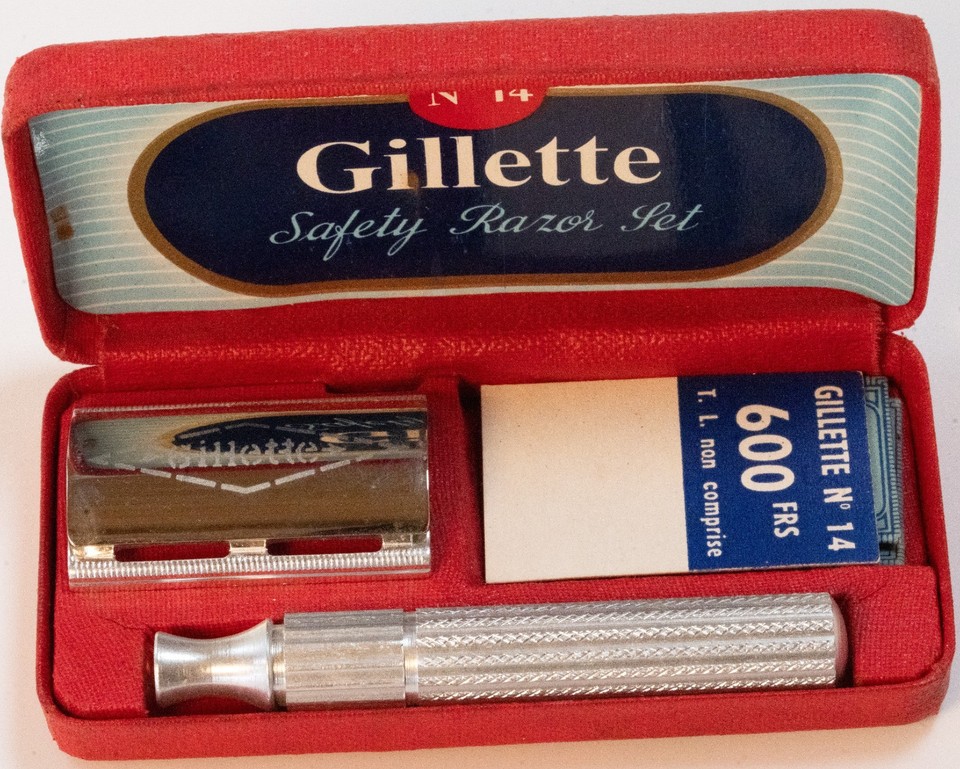 Vintage 1954 Gillette Tech Safety Razor | eBay