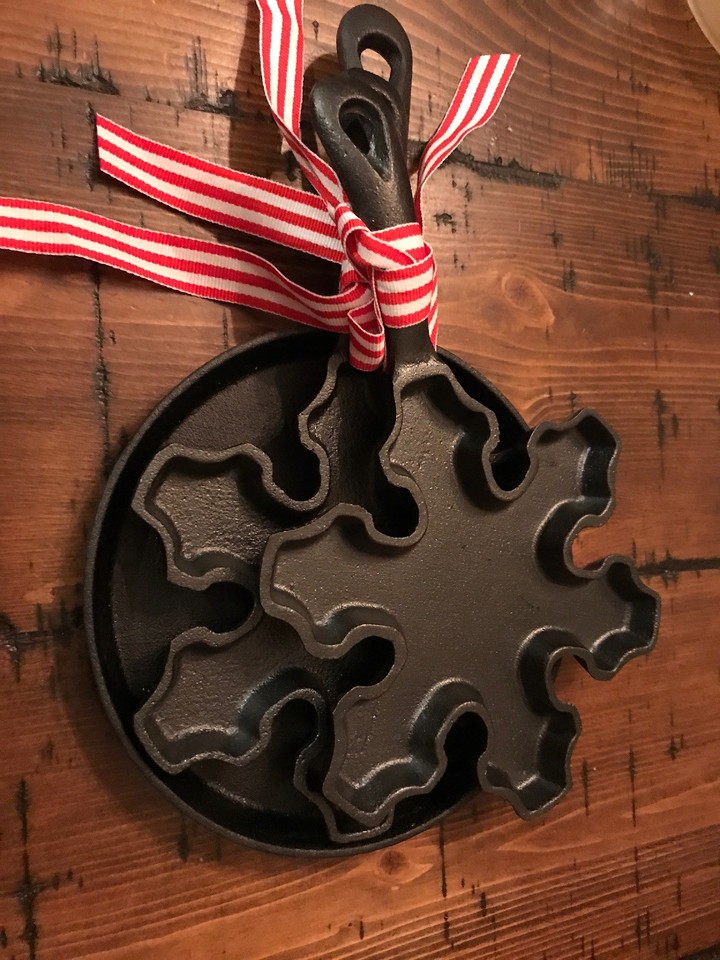 LOT (3) Holiday Snowflake Baking Pan Cast Iron Skillet Sugar Cookie ...