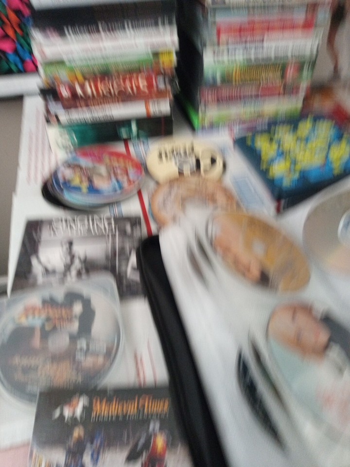 Lot Of 200+ MOVIES Loose Dvds + Cds Mixed Media Great Collection Estate ...