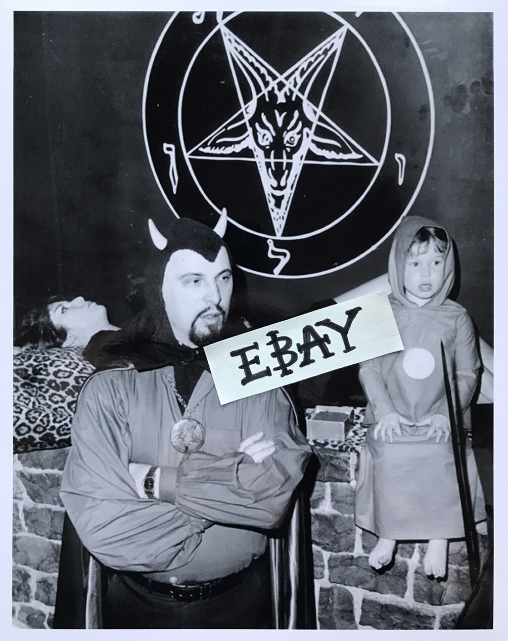 ANTON LAVEY Photo Priest Church of Satan Family Uniform Gothic Satanic ...