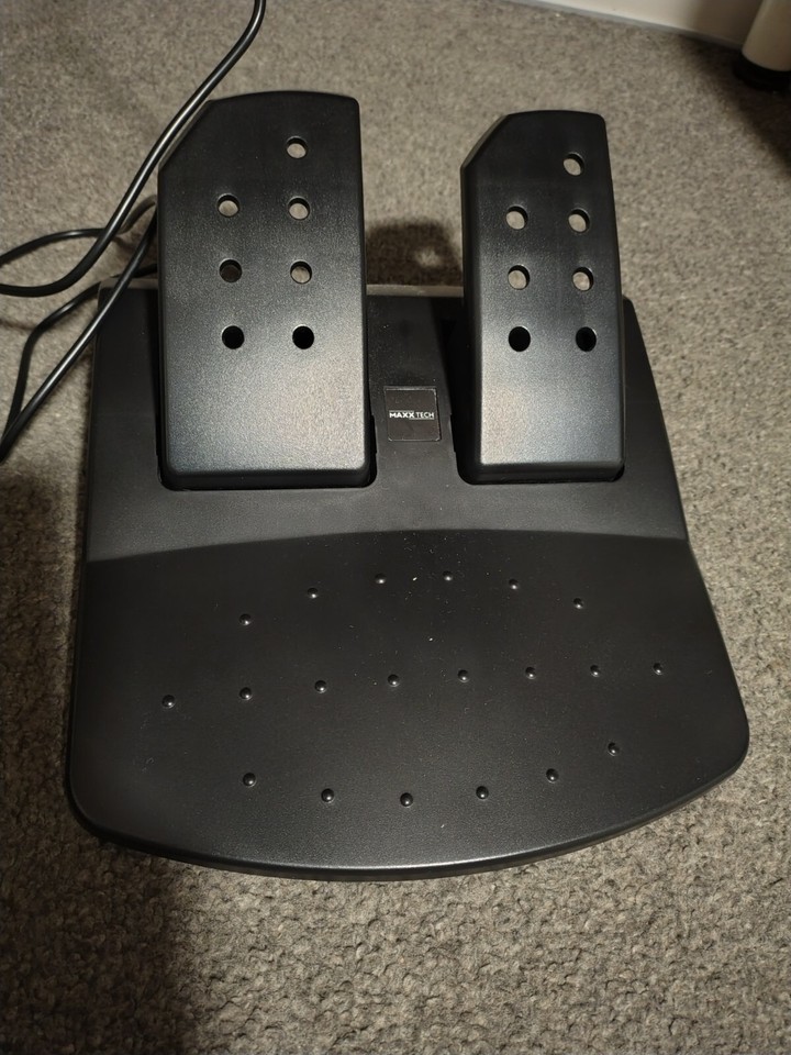 Maxx tech Pro Racing Wheel Kit For PC, Xbox, PS4 & Switch, barely used ...