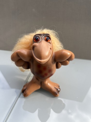 Rare Vintage Plastech/Dam Era Troll Crow/Jabberwock Design No 92451 ...