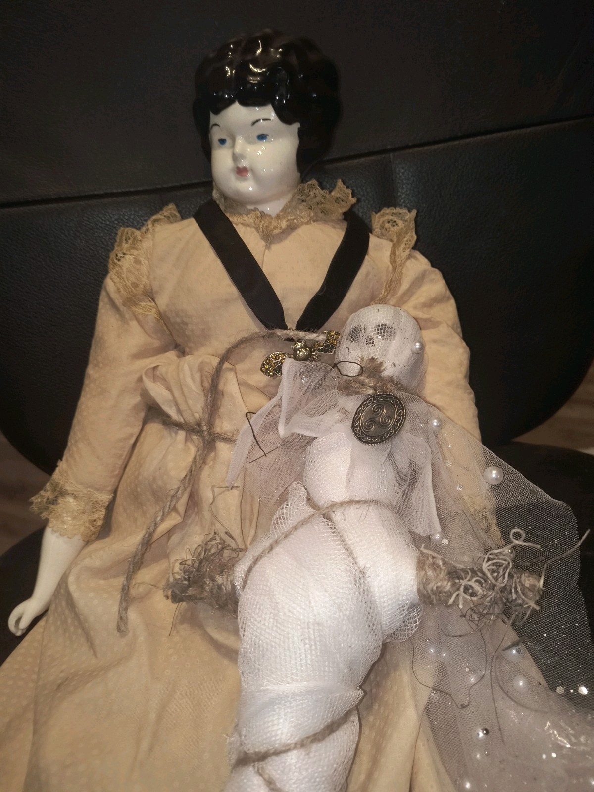 REAL HAUNTED DOLL ACTIVE! Possessed Malevolent Evil Demonic Spirit Of A ...