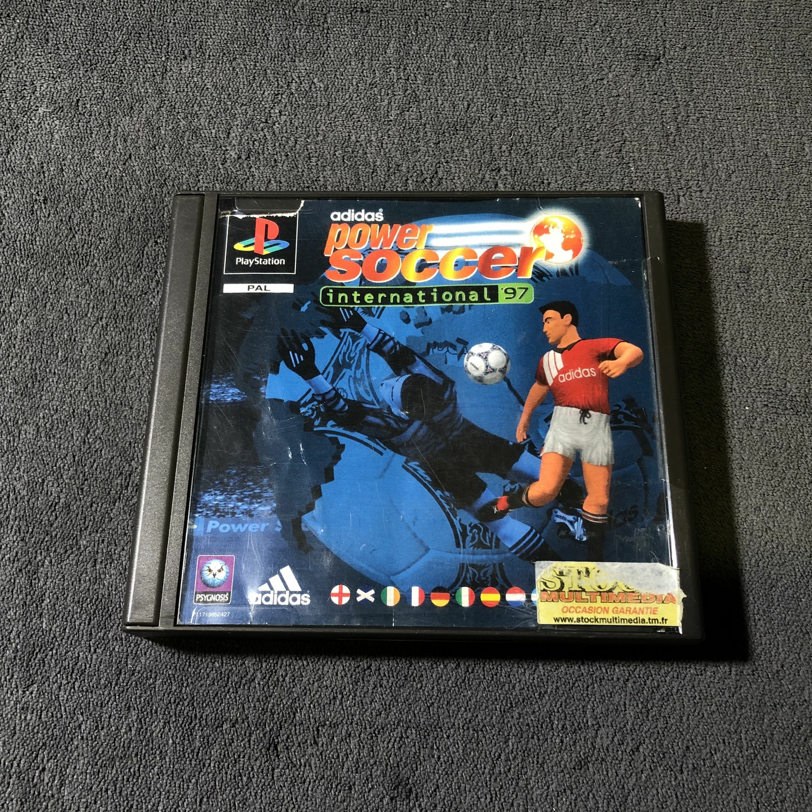 Adidas Power Soccer International 97 Playstation - Prix - Photo ...