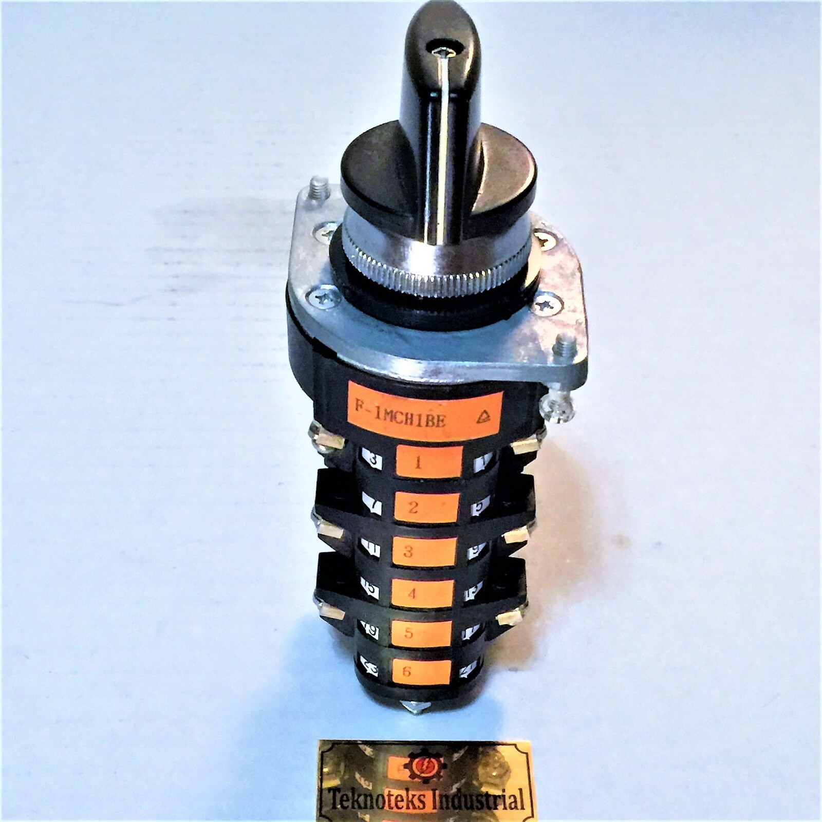 FUJI ELECTRIC RC 310-1 / F-1MCH1BE ROTARY SELECTOR / COMMUTATOR SWITCH ...