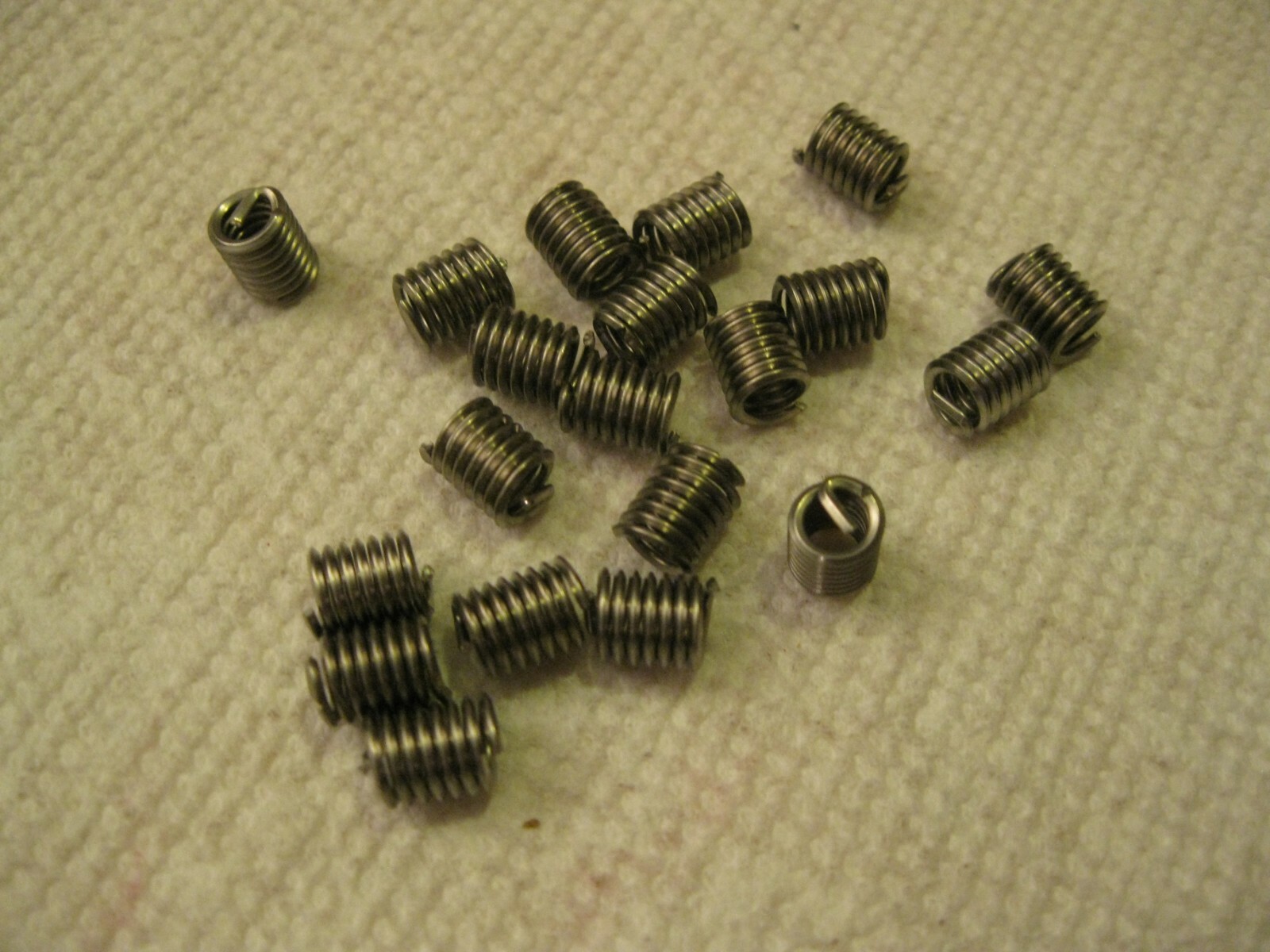 #10-24 x .38 Helicoil Free Running Screw Thread Insert 20pc Lot | eBay
