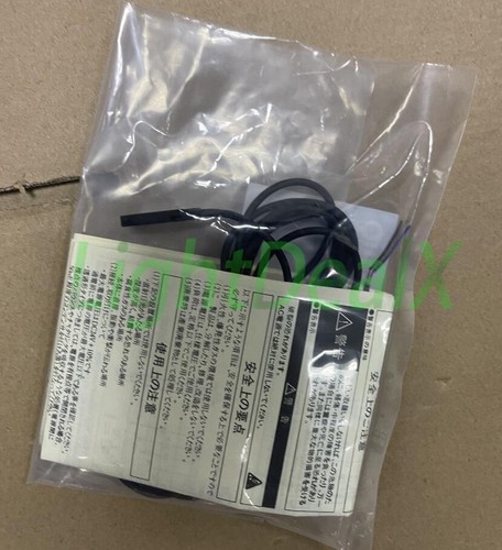 1PCS New E3T-FL13 E3TFL13 Photoelectric Switch Omron Fast Shipping | eBay
