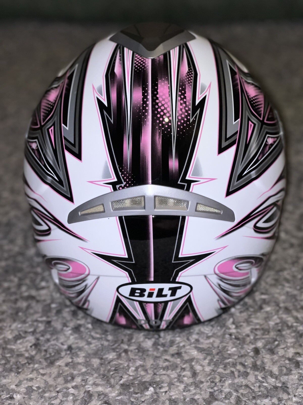 WOMANS Bilt Helmet Size S
