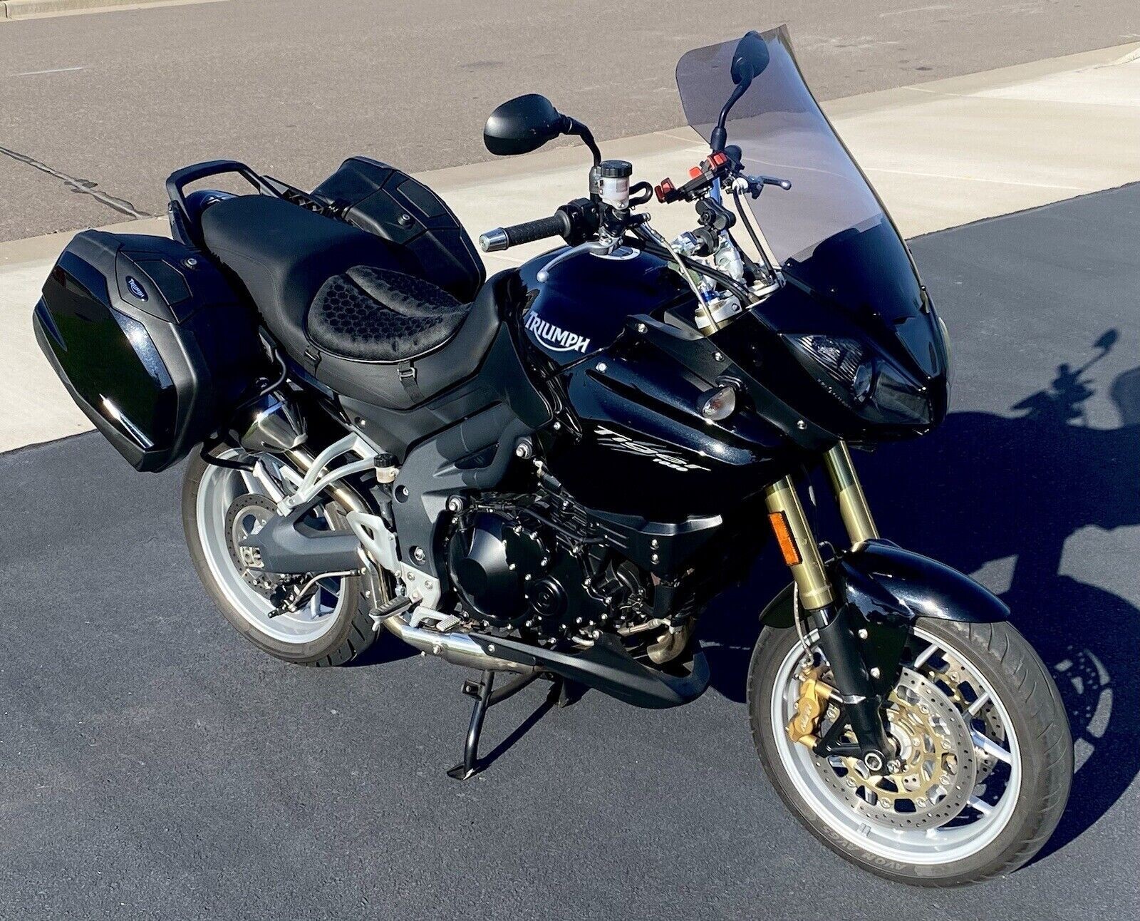 TOURING SCREEN TRIUMPH TIGER 1050 (2007-2015) TALL WINDSCREEN FLIP UP ...