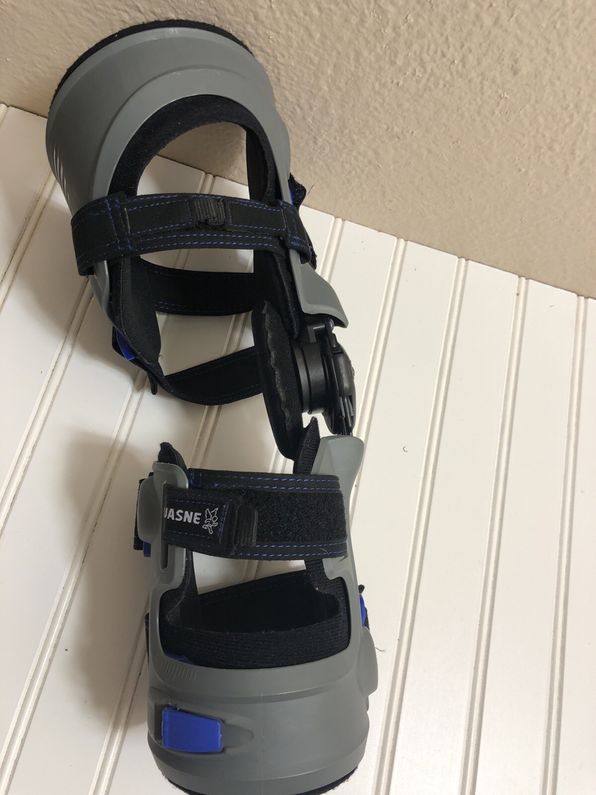 Townsend Knee Brace Single Hinge Thuasne Small Medium Left | eBay