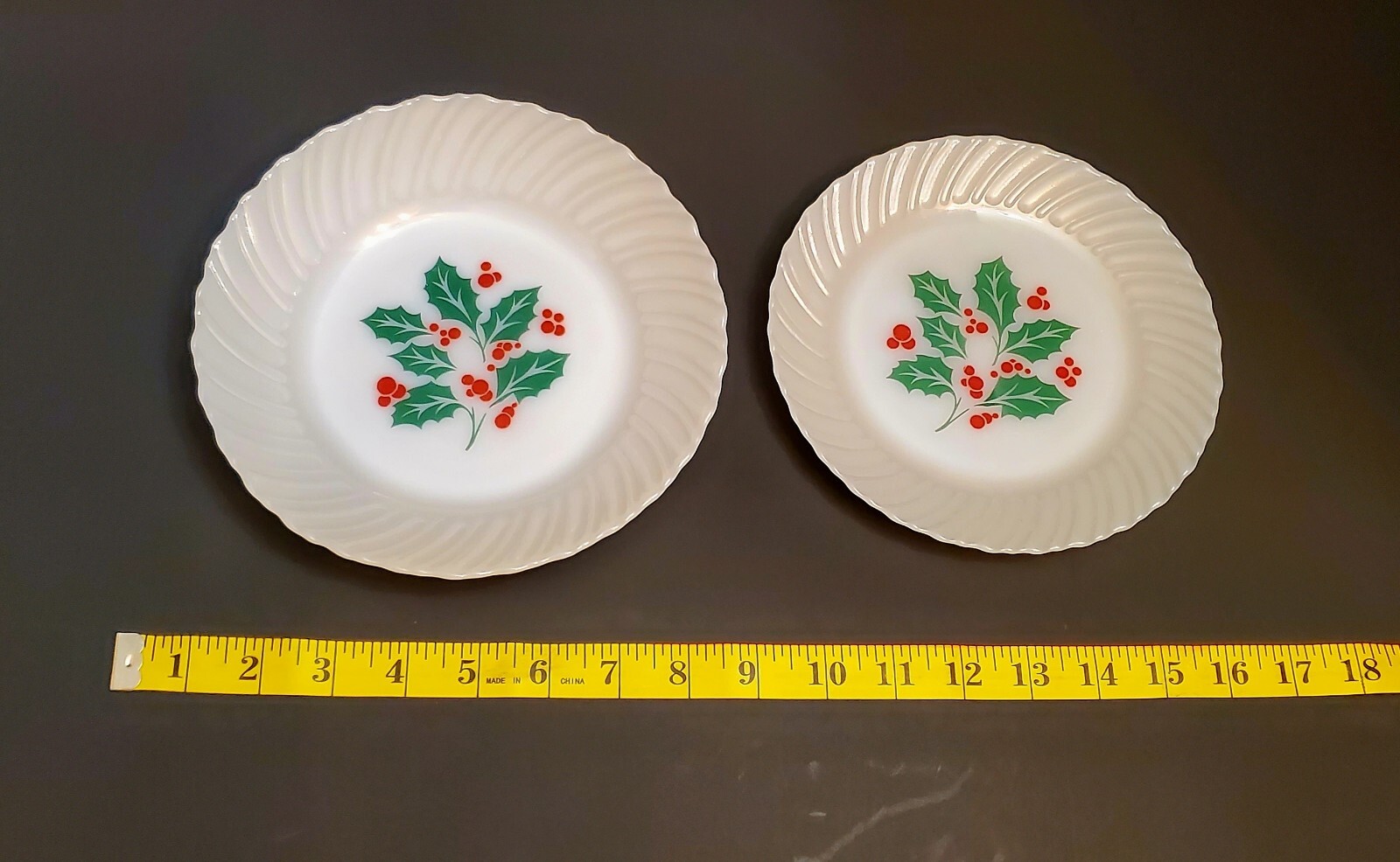 Vintage Termocrisa Milkglass Dinnerware Serving Plate Holly Berry ...