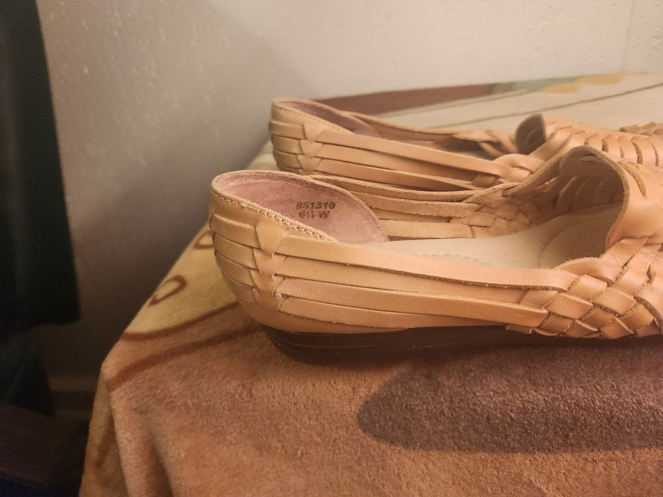 Softspots Womens sz 6.5W Beige Leather Slip On Trinidad Huarache ...