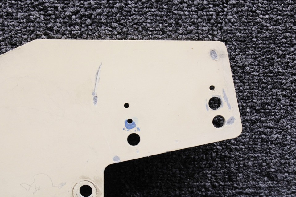 D64-7166-02-01 Diamond DA42-NG Air Intake Box Adapter Plate LH or RH | eBay