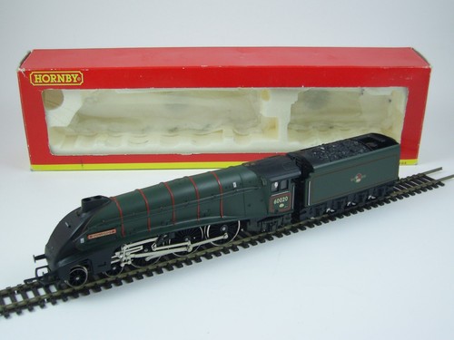 Hornby Class A4 4-6-2 "Guillemot" 60020 BR Green Late Crest, OO Gauge ...