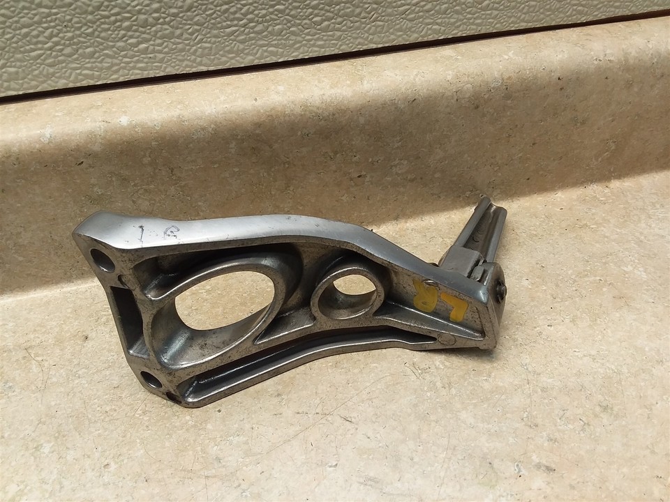 Kawasaki ZRX1200-R ZRX1200 LEFT Rear Footpeg Bracket Unit PA 2001-2005 ...