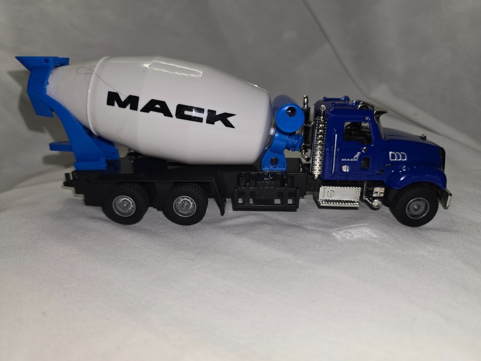 Mack Granite Toy Truck by Wonderlanes 1:50 scale - Blue Cement Mixer | eBay