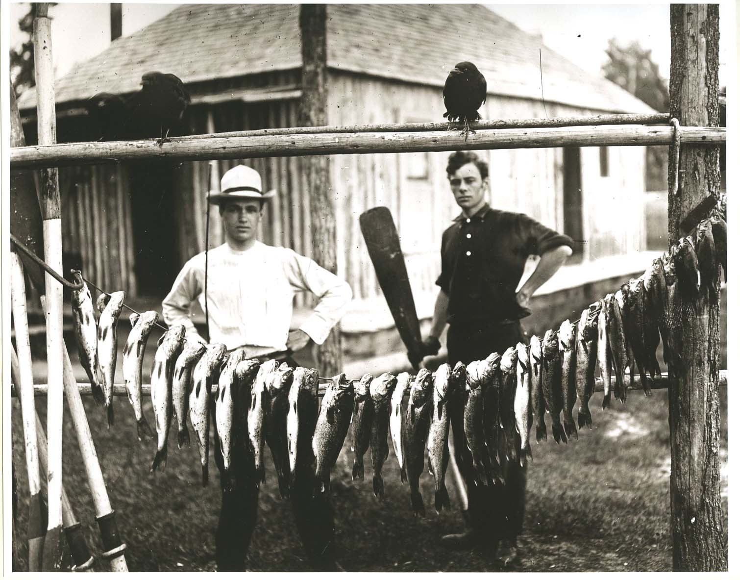 Vintage Fishing Old Time Fish Stringer Huge Walleye Bass With Two Pet ...