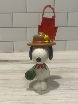 Snoopy Holding a Flashlight - McDonald's Peanuts - Toy Keychain | eBay