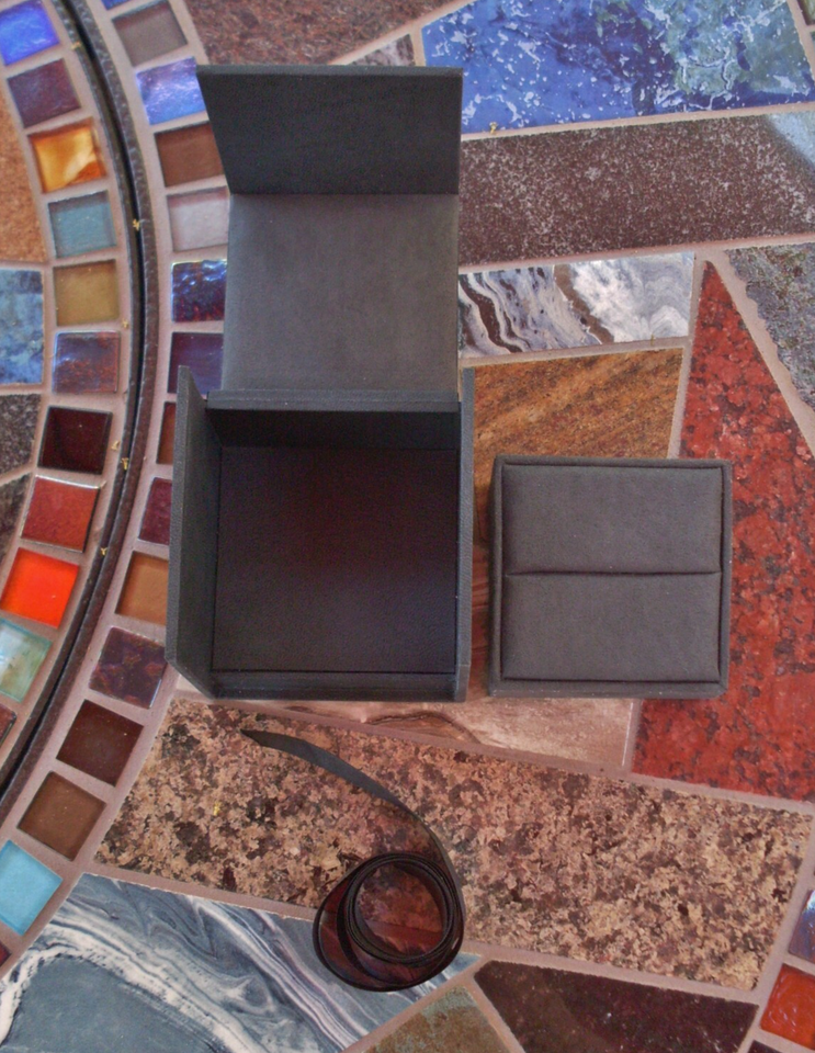 David Yurman Small Ring Gift Box - DY Ribbon | eBay