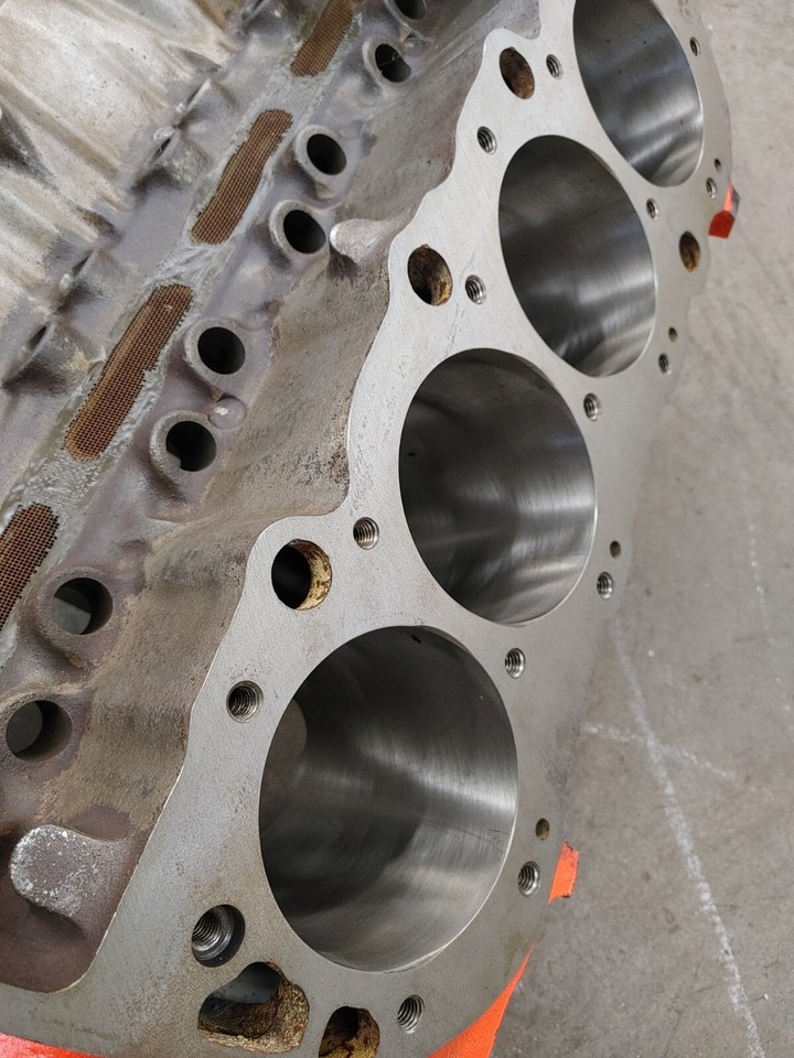1969 1970 Big Block Chevy BBC 427 454 2 Bolt Main Block 3963512 512 K ...