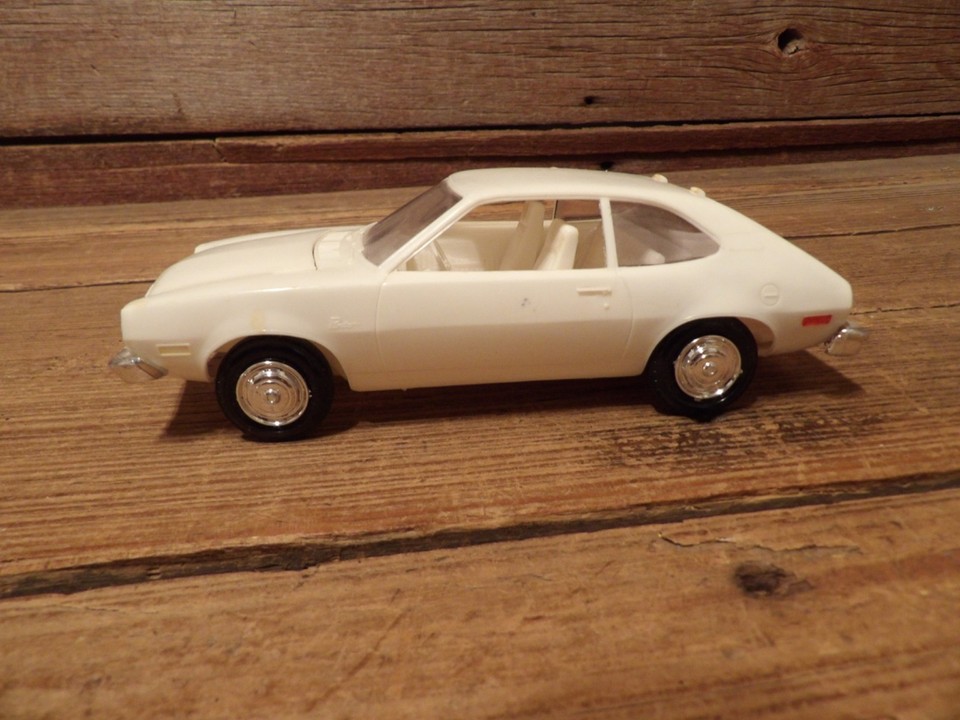 Vintage 1970's FORD PINTO Car Model Kit - Junkyard Parts! | eBay
