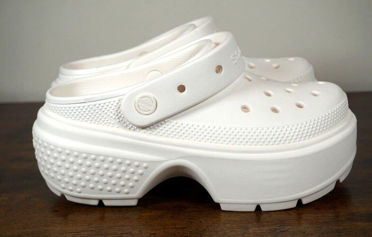 CROCS Womens STOMP CLOG 209347-0WV White Chalk Platform Lift Size M5/W7 ...