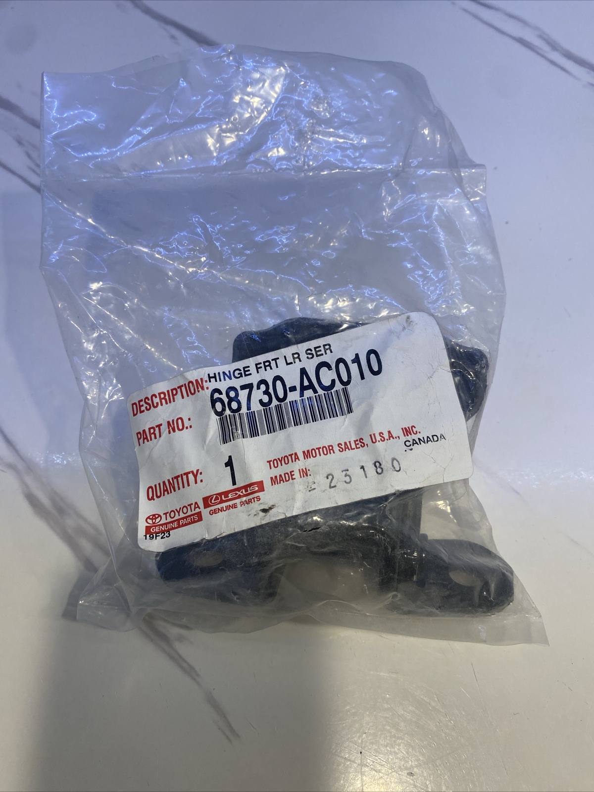 Genuine Toyota Lexus 68730-AC010 Front Lower Door Hinge #0827 | eBay