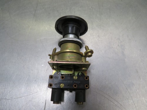 Crouzet 8201 Pneumatic Black Push Button Momentary | eBay